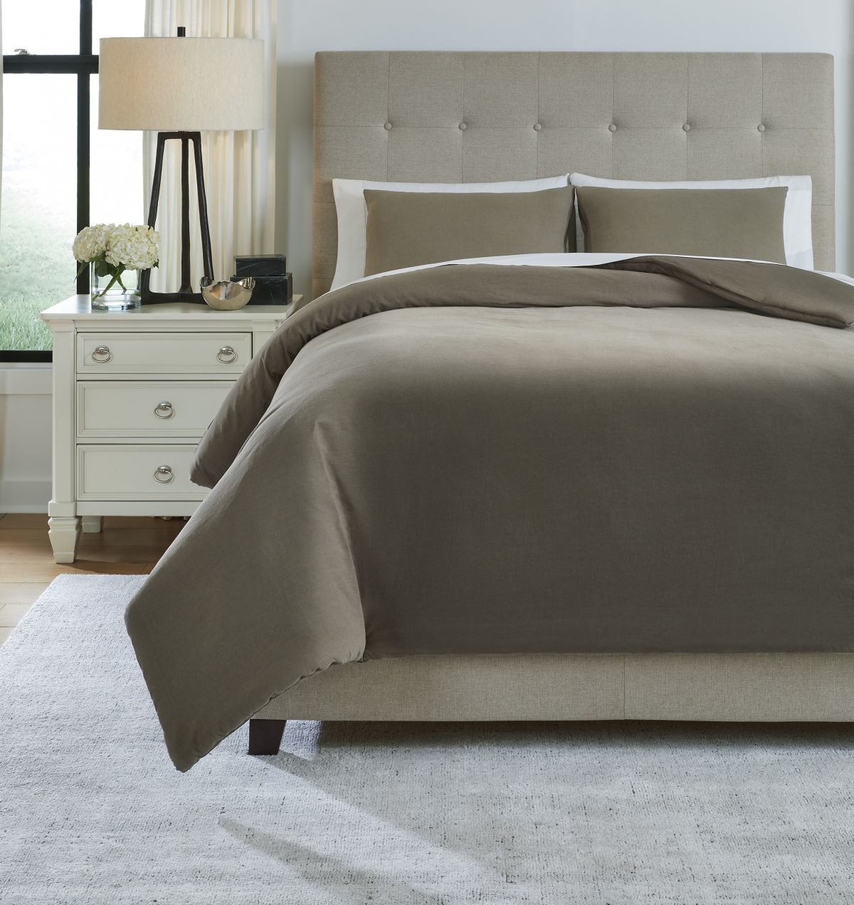 Eilena Dark Taupe Comforter Set
